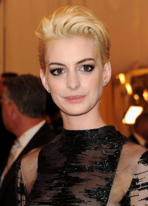 Fast 20 Jahre nach "Teufel trägt Prada": Anne Hathaway ist als Andy ...