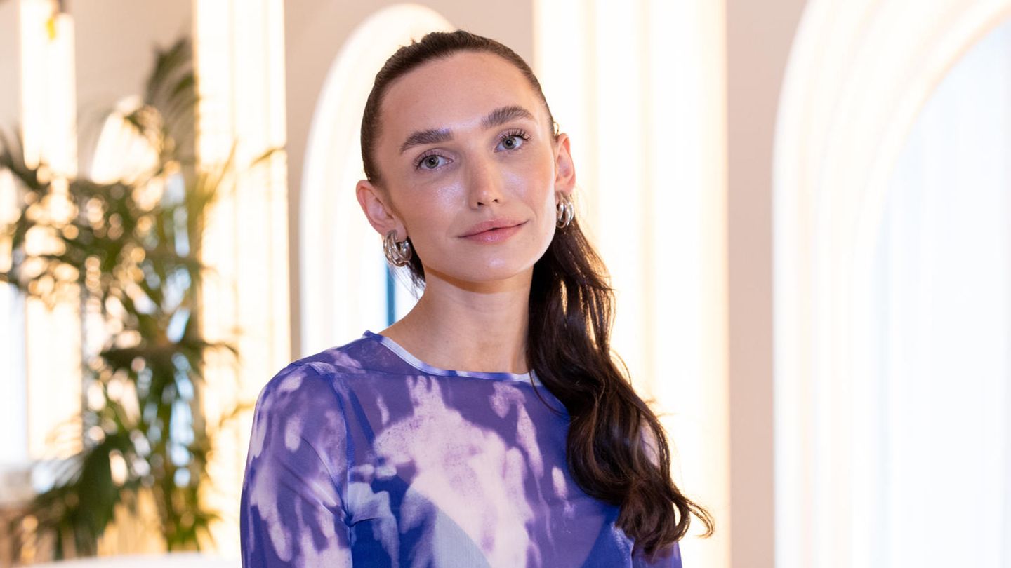 Anna Wilken: Nach Kritik an Babynews bezieht sie Stellung – und klärt auf | GALA.de