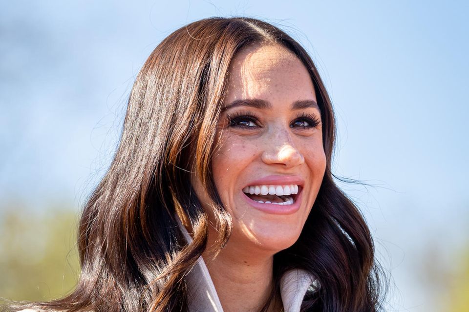 Herzogin Meghan: Gespielter Akzent bringt britische Podcast-Hörer in ...