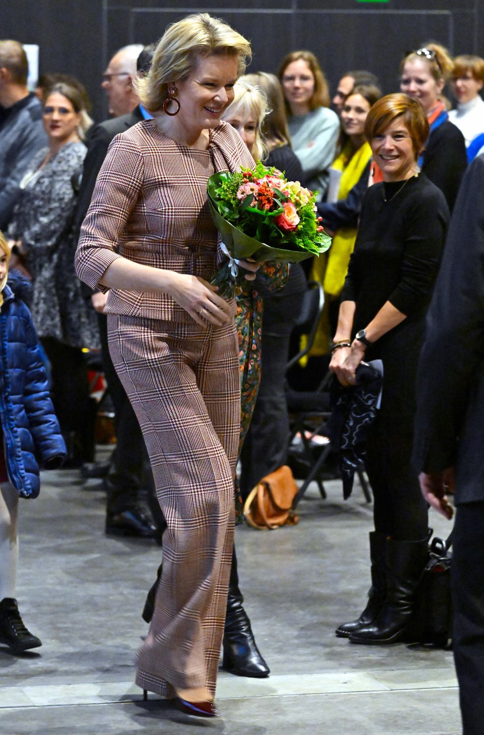 Königin Mathilde: Im sonnigen Brüssel wird sie mit diesem Look zum ...