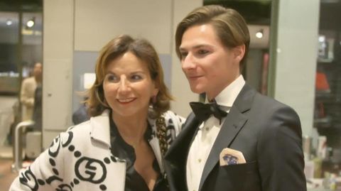 Claudia Obert: Ihr Lover Max zeigt sein Talent auf dem Laufsteg | GALA.de