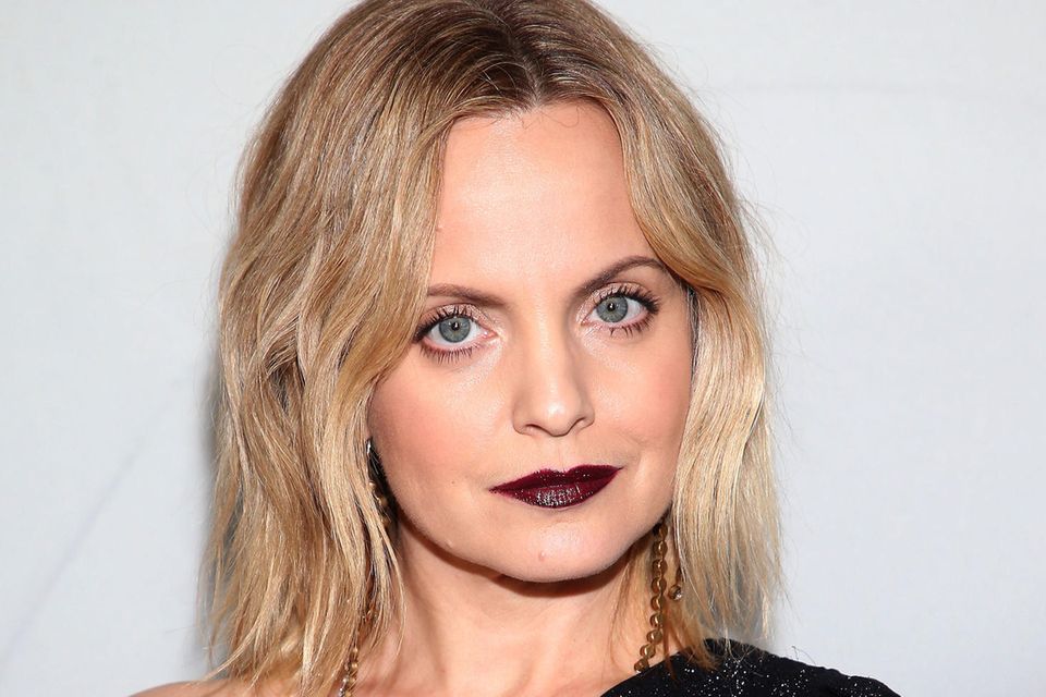 Mena Suvari: "American Beauty"-Star kämpft mit postpartaler Depression ...