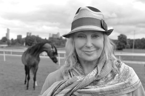 Shirley Watts (†84): Witwe des "Rolling Stones"-Schlagzeugers ist tot ...