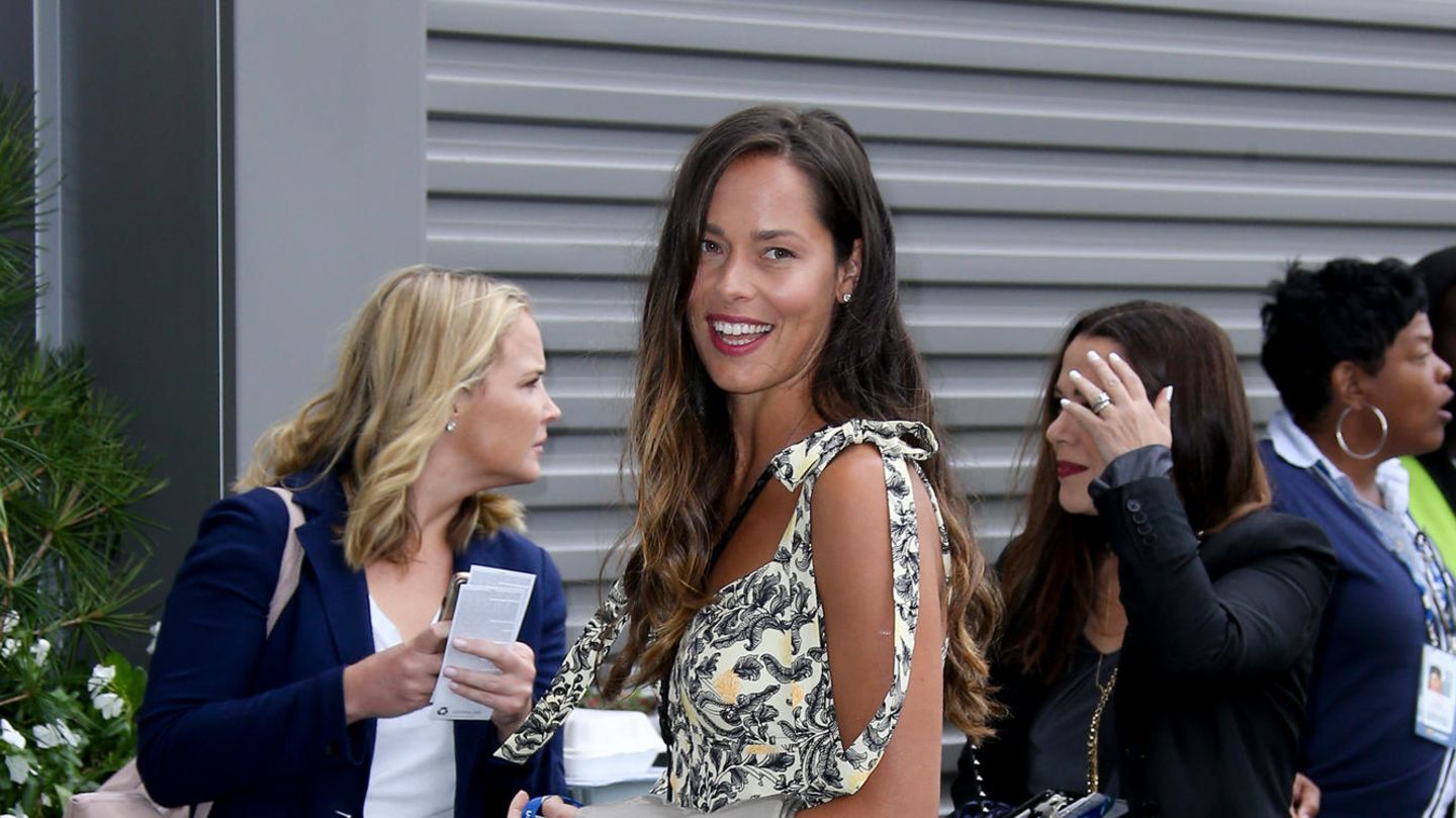 Ana Ivanovic verrät Rezept: Ihre Smoothie Bowl sorgt für strahlende Haut | GALA.de