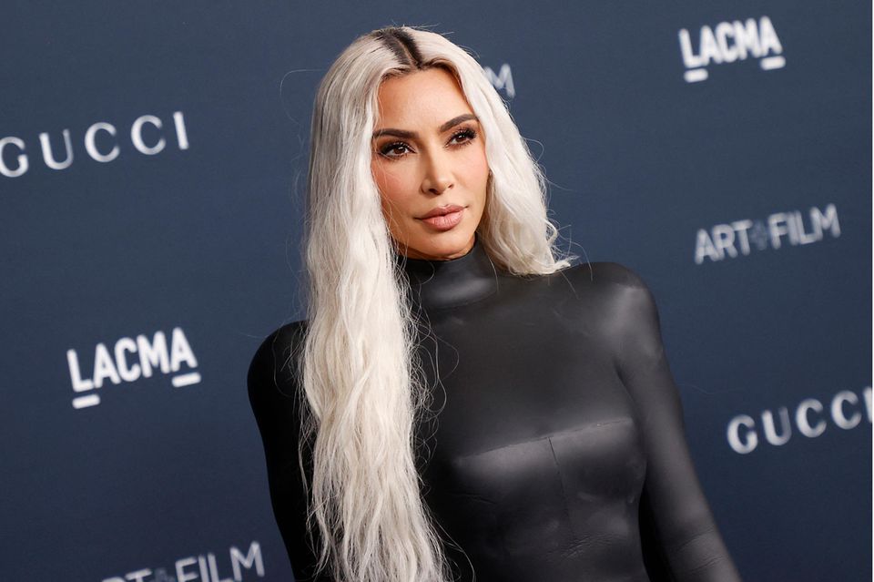 Kim Kardashian: Sie zeigt ihre echten Haare auf TikTok | GALA.de