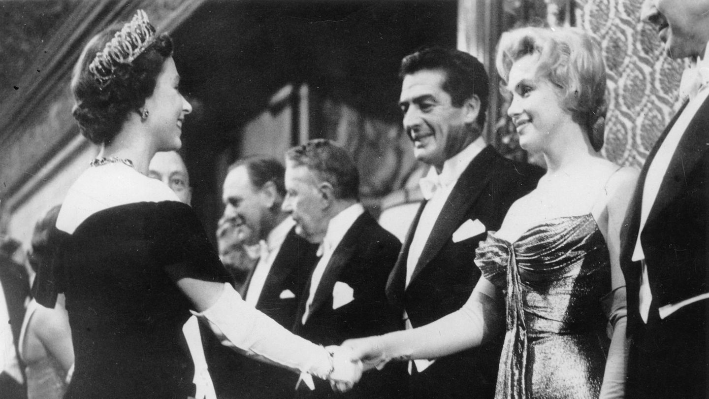 Queen Elizabeth + Marilyn Monroe: Hier trafen sie erstmals aufeinander ...
