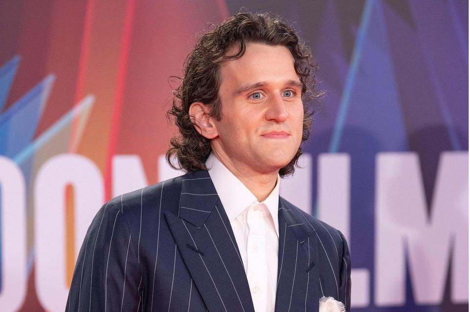 Harry Melling: "Onkel Harry ist Dudley!" Harry Potter-Rolle ist Teil ...