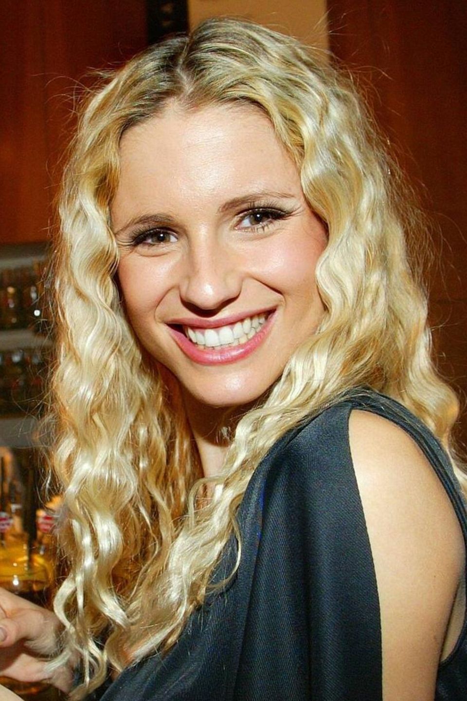 Michelle Hunziker wird 49: Ihr Beautywandel nach 30 Jahren im ...