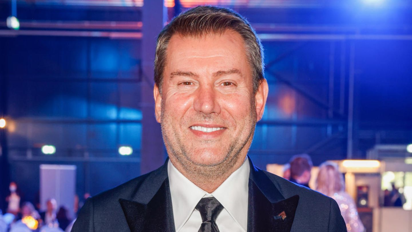 Jens Riewa - Starporträt, News, Bilder | GALA.de