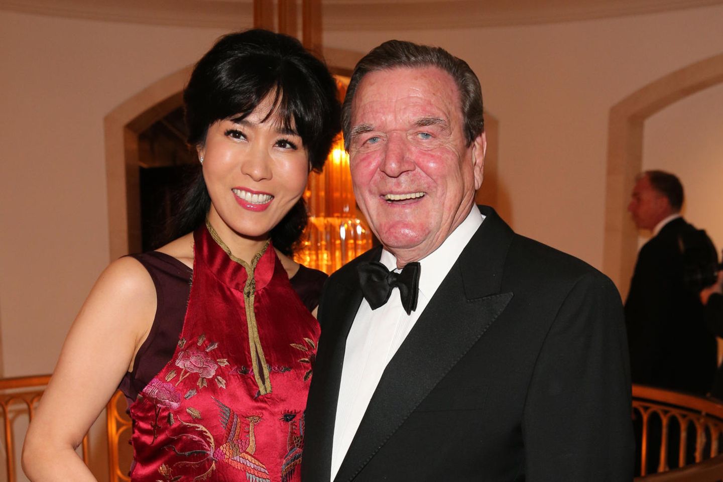 Gerhard Schröder: Verliebtes Lebenszeichen nach Funkstille von Ehefrau ...