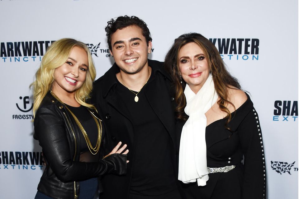 Hayden Panettiere: Familie gibt Todesursache ihres Bruders bekannt ...