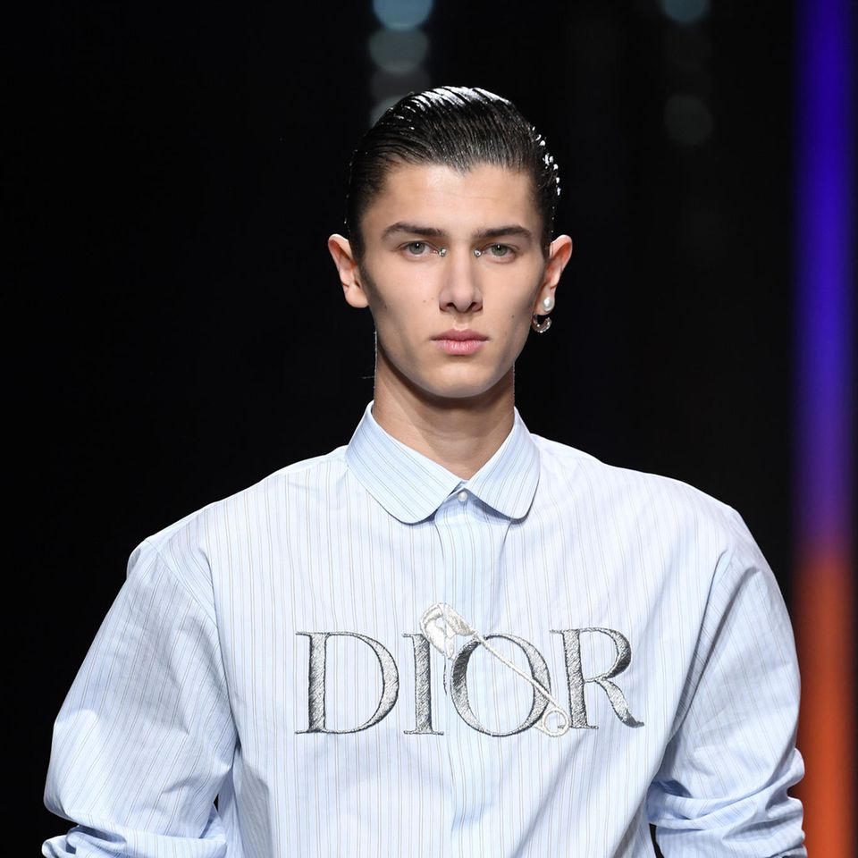 Wirbel um dieses Kleid!: Schwarz-blau oder gold-weiß? | GALA.de