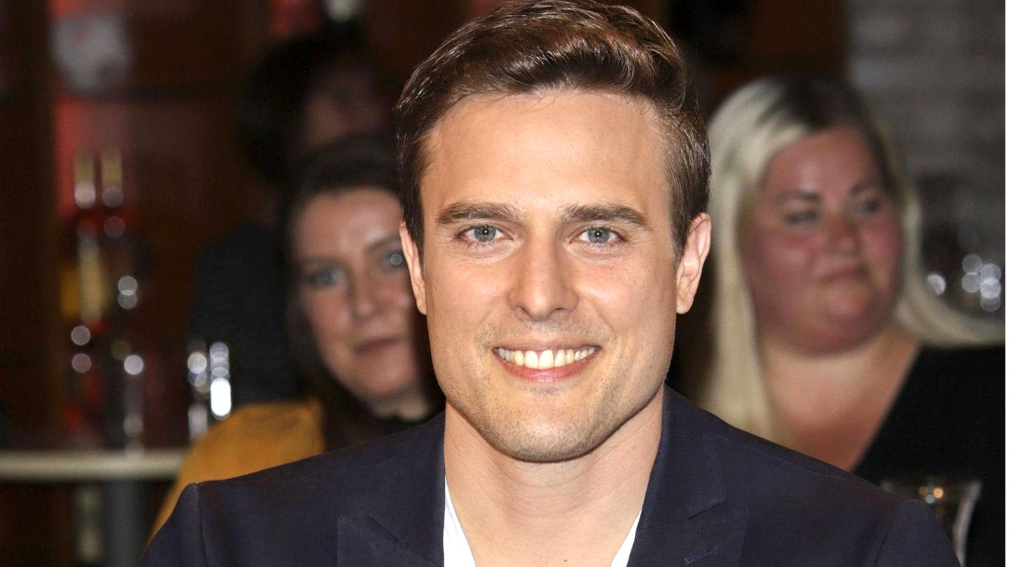 Constantin Schreiber: Unruhe im Netz! Wo ist der Ehering des ...