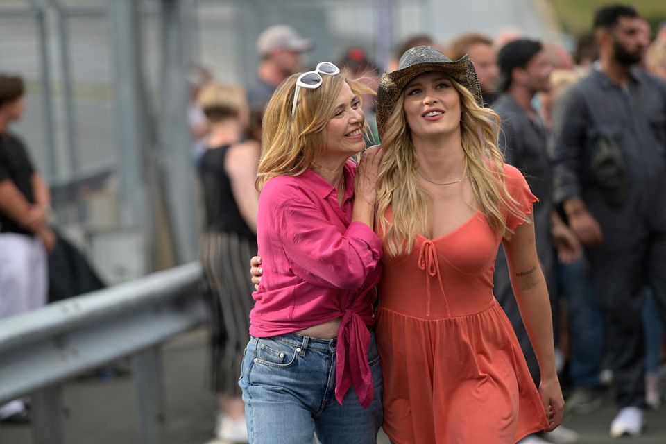 Tina Ruland + Luna Schweiger: Bei "Manta Manta"-Neuauflage geben sie ...