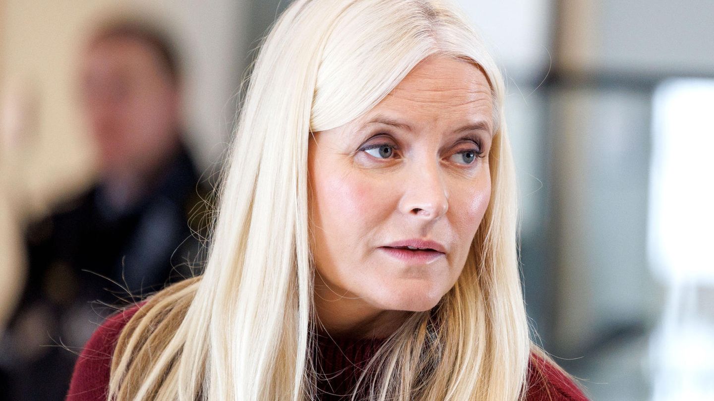 Prinzessin Mette-Marit: Sorge wächst! Sie fällt länger aus | GALA.de