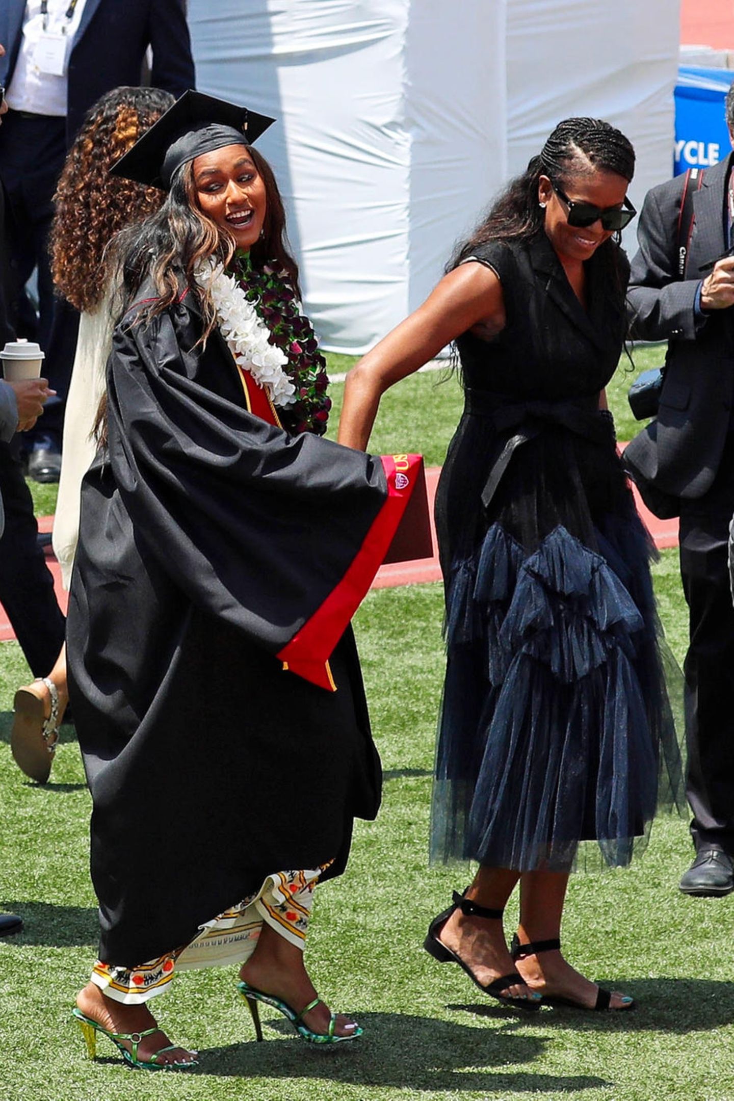 Sasha Obama bringt umstrittenen Modetrend aus den 1960er-Jahren zurück ...