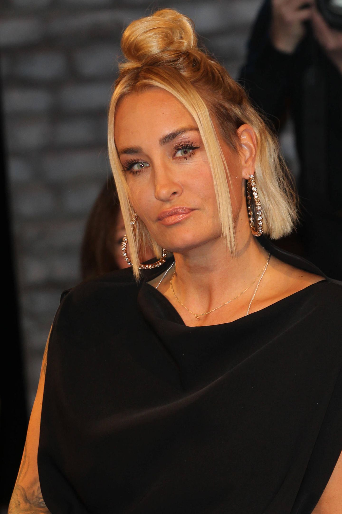 45 Jahre und 45 verschiedene Frisuren: Die optische Verwandlung von Sarah Connor | GALA.de