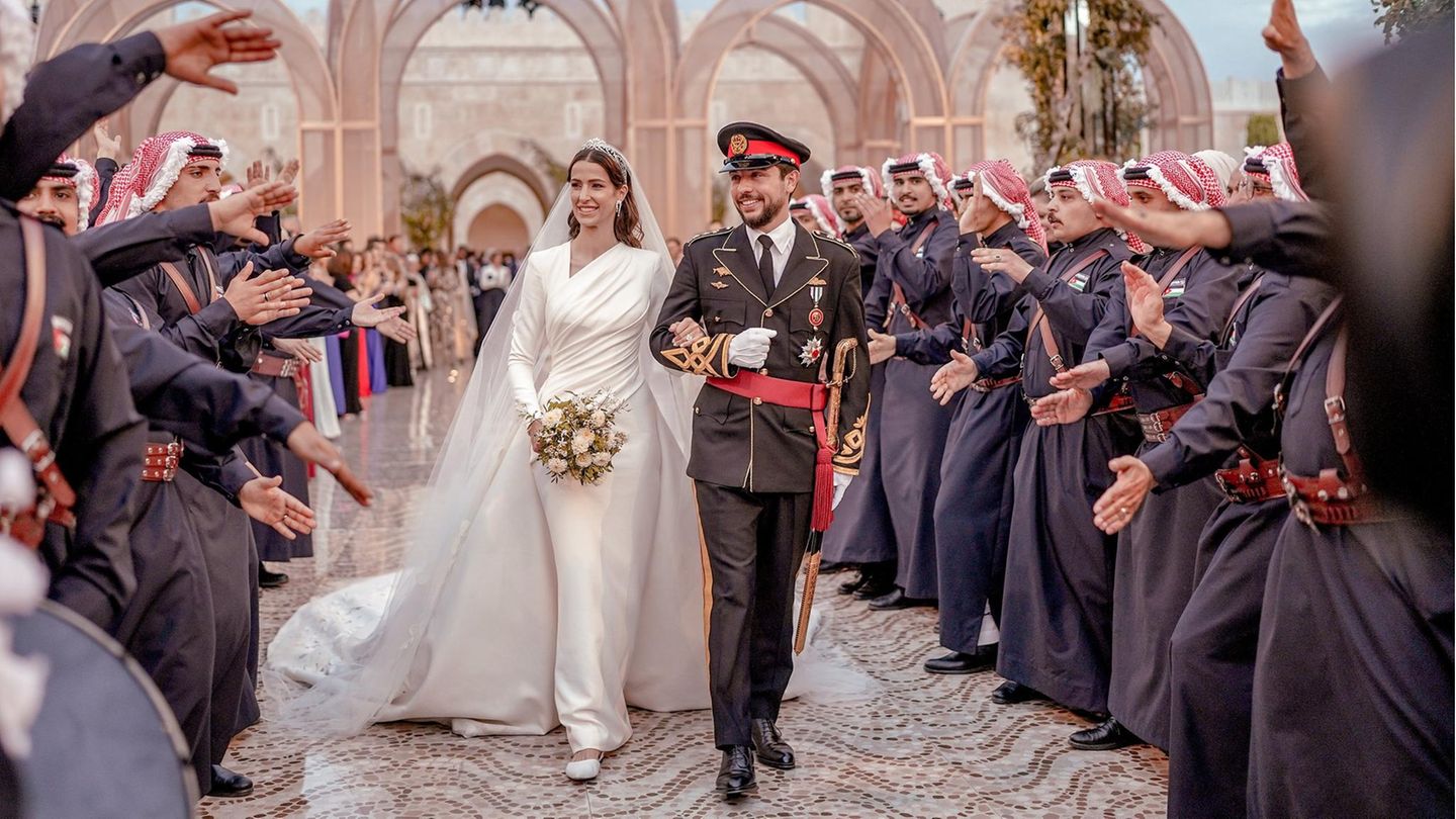Prinz Hussein + Rajwa Al Saif: Die schönsten Bilder der jordanischen ...