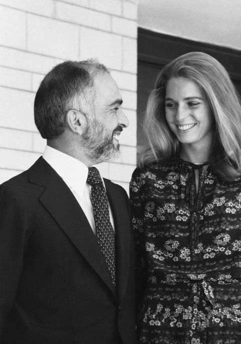 Königin Noor: Enthüllt! Peinliches Kennenlernen mit Ehemann König ...