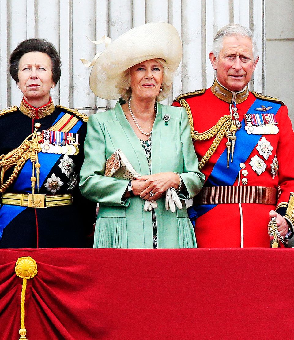 Trooping the Colour seit 1980: 15 Looks der Royals, die im Gedächtnis ...