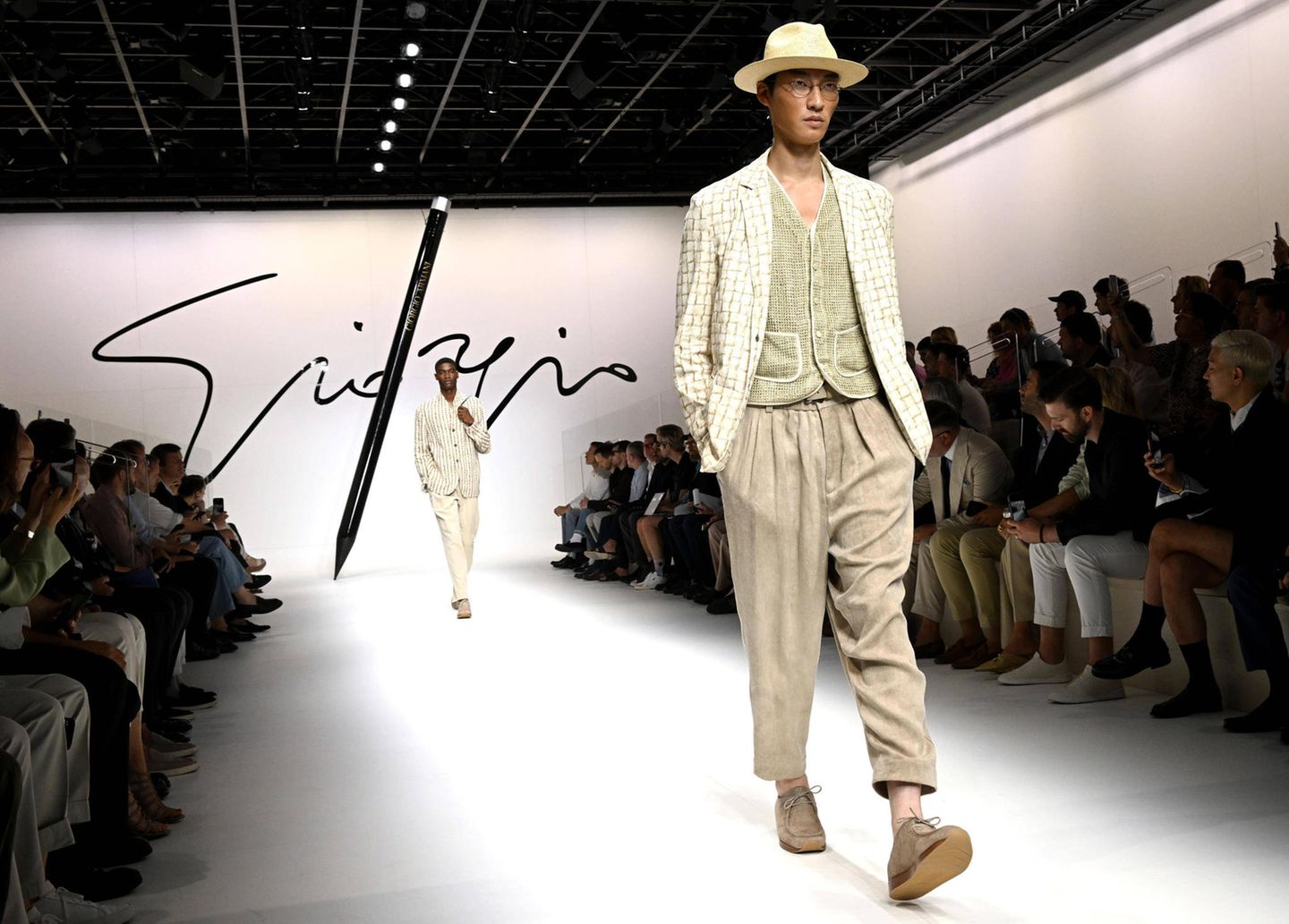 Men's Fashion Week 2023: Die Stars und Styles aus Mailand | GALA.de