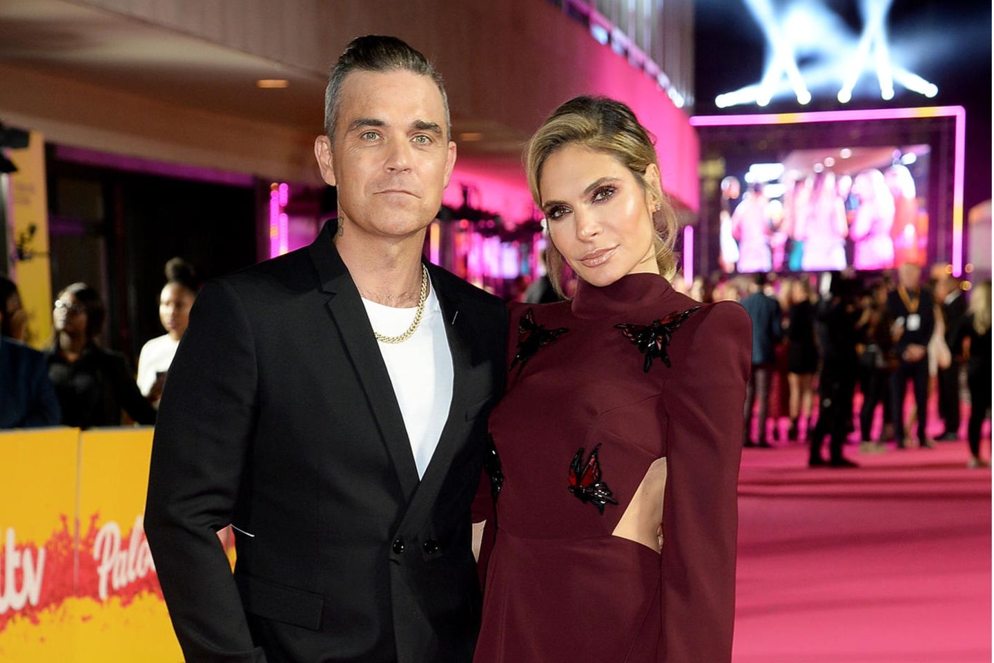 Robbie Williams: Ehefrau Ayda erklärt traurigen Grund für Sexflaute ...