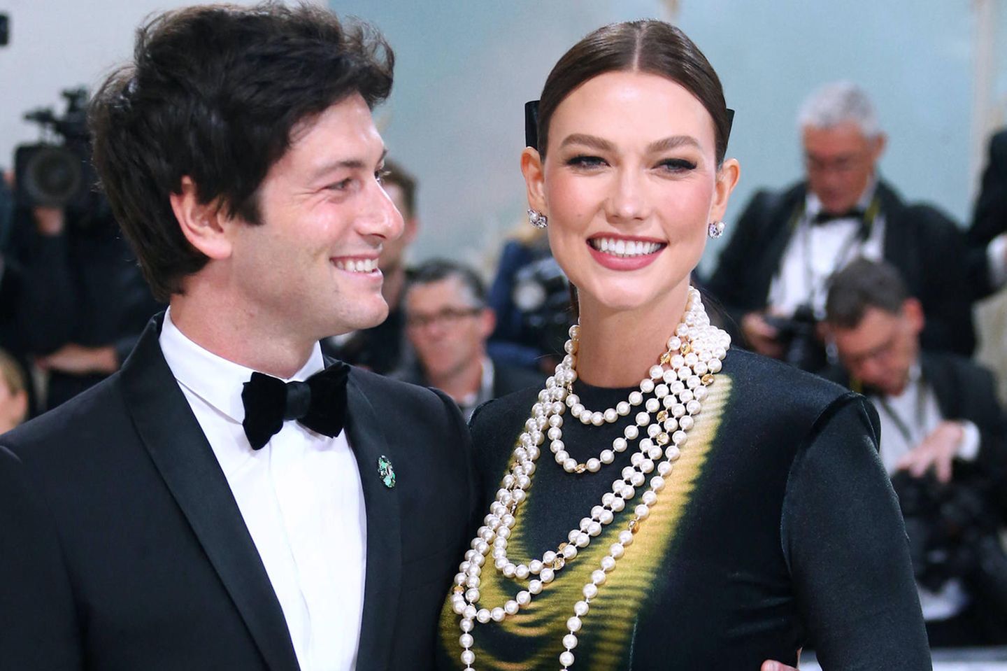 Karlie Kloss: Endlich! Sie enthüllt Namen und Geschlecht ihres zweiten ...