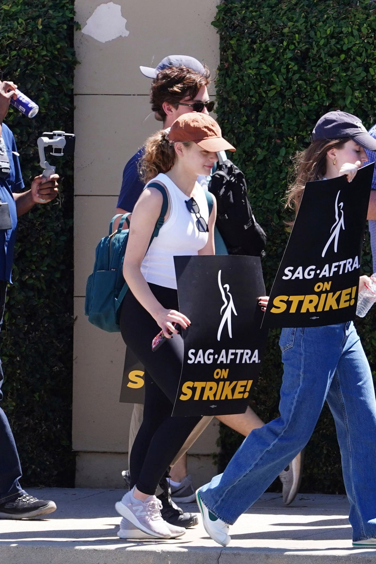 Hollywood streikt: Diese Stars gehen auf die Straße | GALA.de
