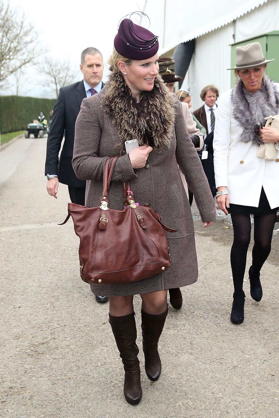 Royal Fashion: Der Stylewandel von Zara Tindall | GALA.de