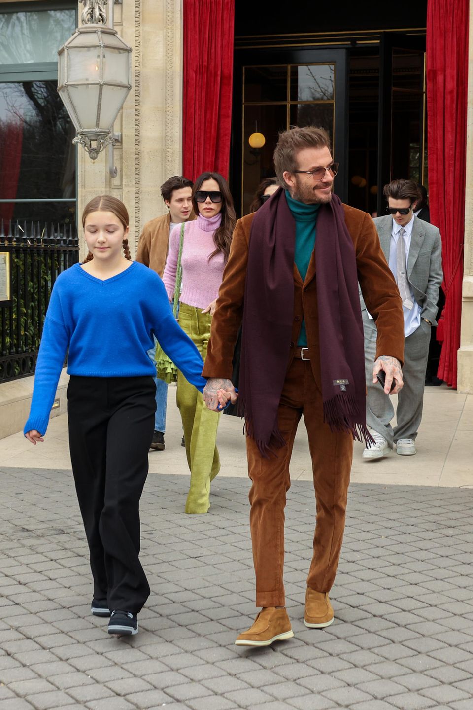 Harper Seven Beckham: Süße Fotos von Harpers Kleidern | GALA.de