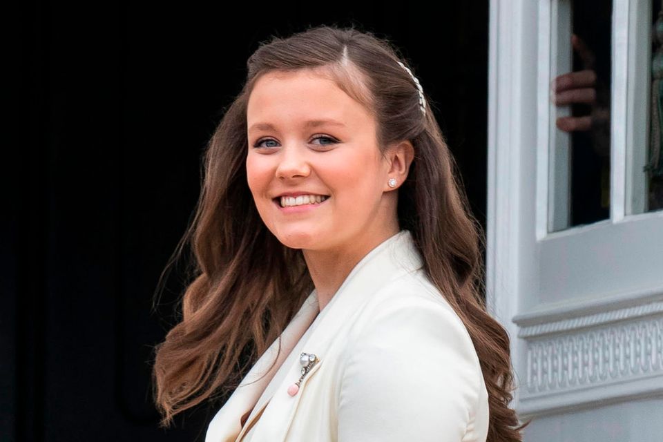 Prinzessin Isabella: Spannender Start an der Oberstufe des Gymnasiums ...