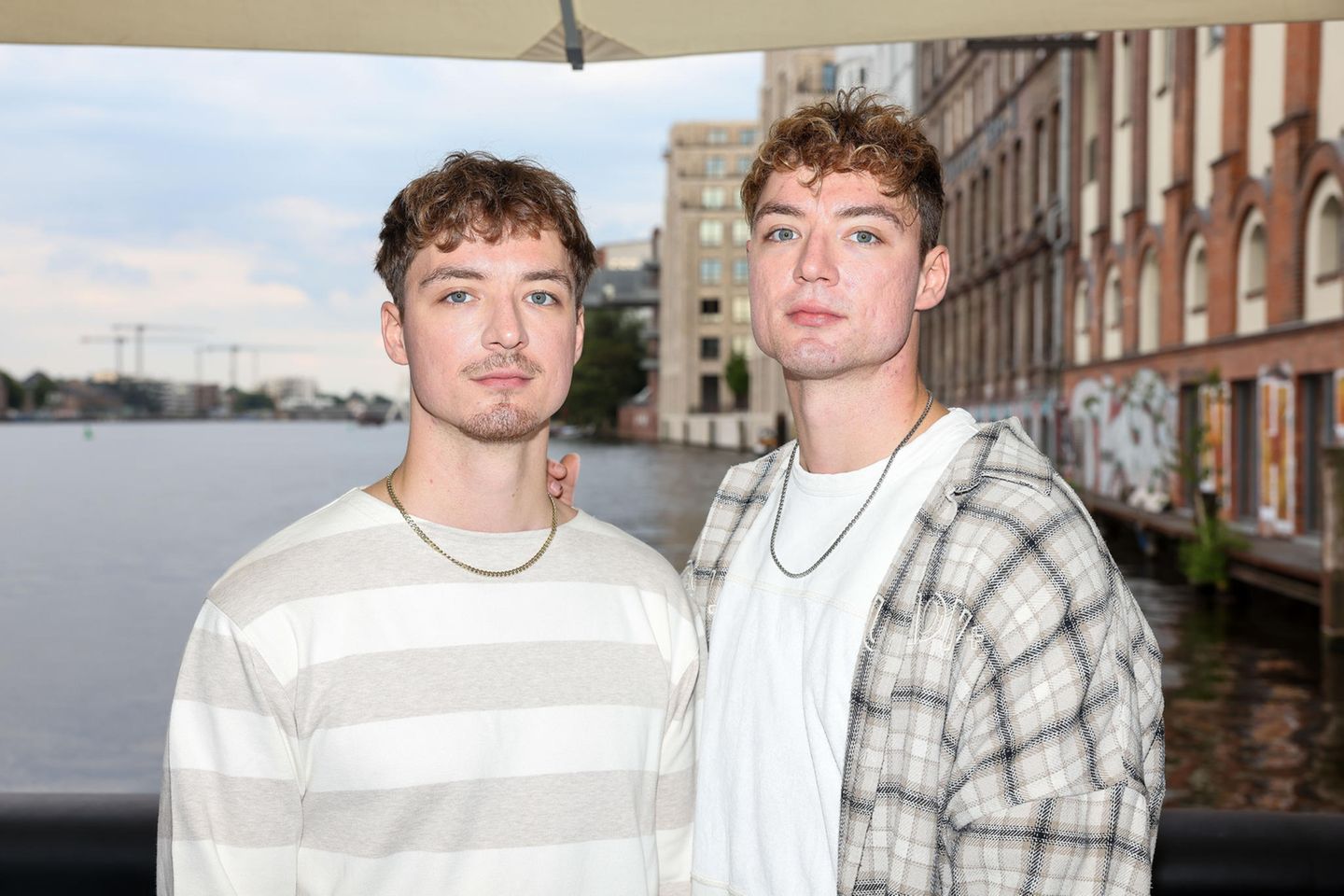 Geschwister: Diese Promis haben einen Zwilling | GALA.de