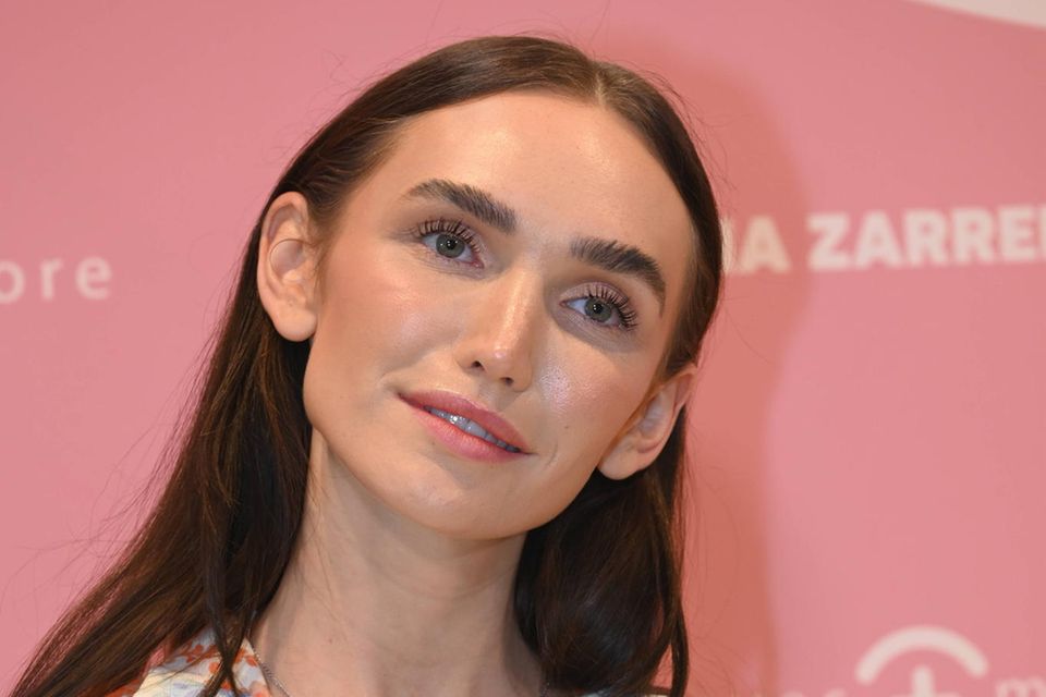 Anna Adamyan: Sie gibt trauriges Update aus dem Wochenbett | GALA.de