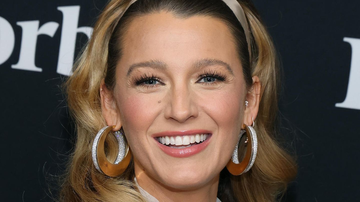 Blake Lively: Heißes Bikinifoto sorgt für Staunen – und Verwirrung ...