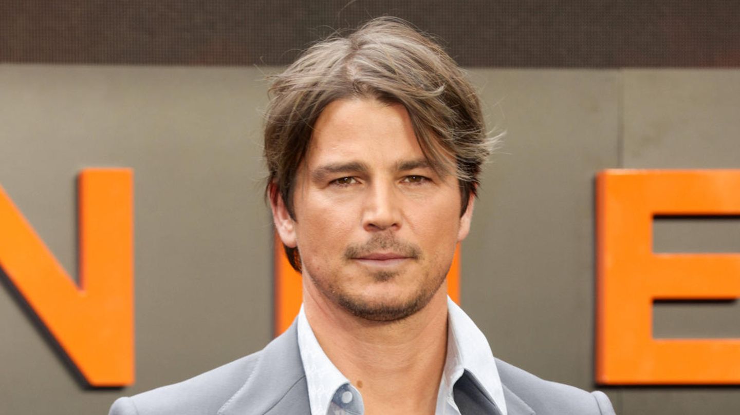 How Old Was Josh Hartnett In Pearl Harbor | The Tube