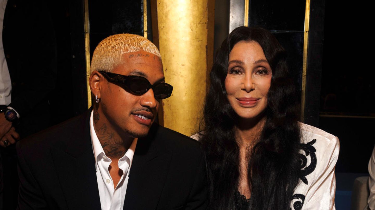Cher: Cher feiert Liebescomeback mit Alexander Edwards