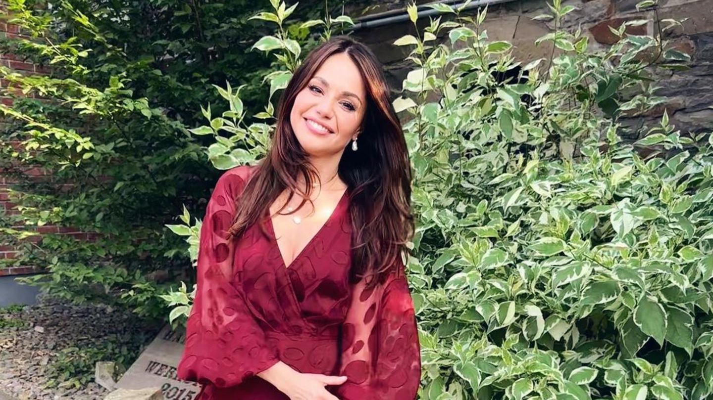 Christina Luft überrascht mit neuer Frisur: So sieht sie nicht mehr aus ...