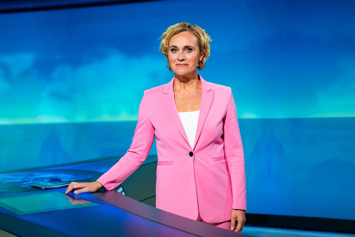 Caren Miosga: "Schwer und wehmütig"! Emotionaler Abschied von den "Tagesthemen" | GALA.de