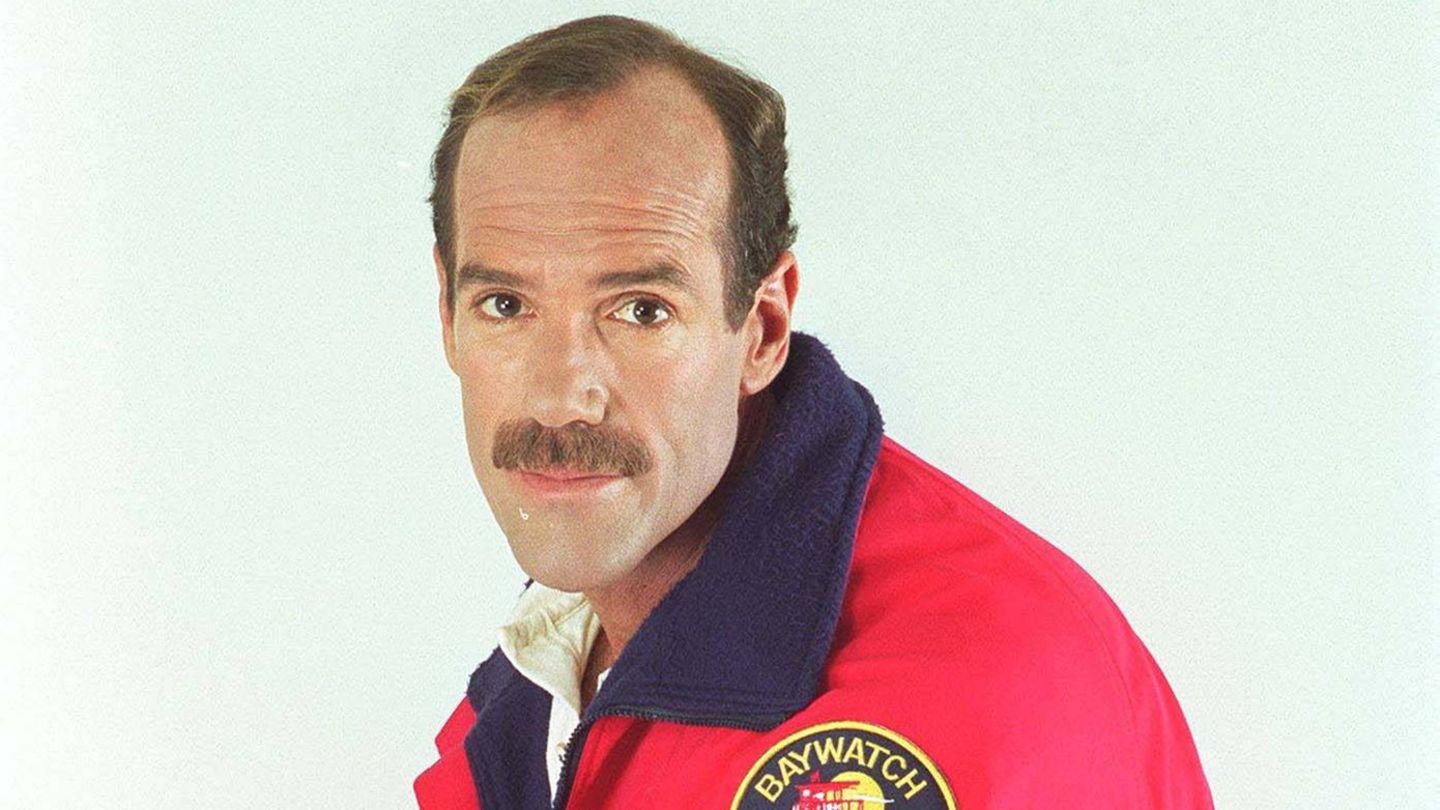 Michael Newman: "Baywatch"-Star macht Parkinson-Erkrankung öffentlich ...