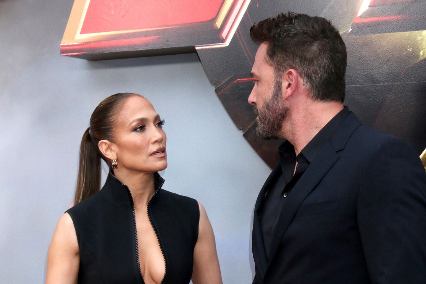 Jennifer Lopez Ehekrise Sie Entfernt Liebesbeweis An Ben Affleck
