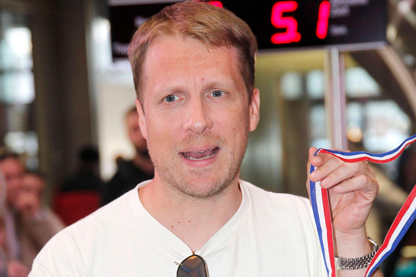 Oliver Pocher: Er teilt wieder ein Hochzeitsfoto mit Amira | GALA.de