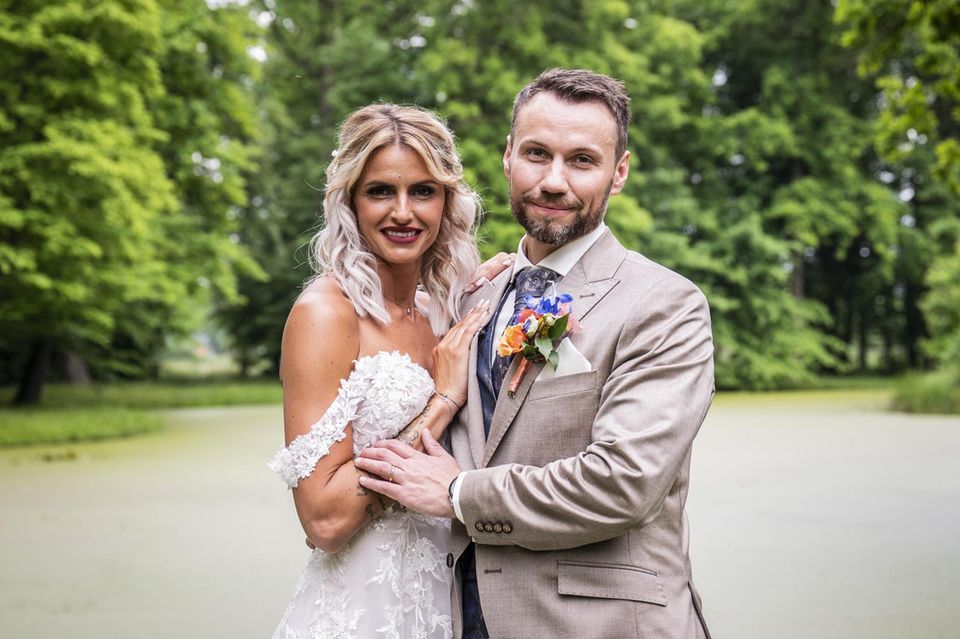Hochzeit Auf Den Ersten Blick Plötzliches Ehe Aus Bei Yasemin Und
