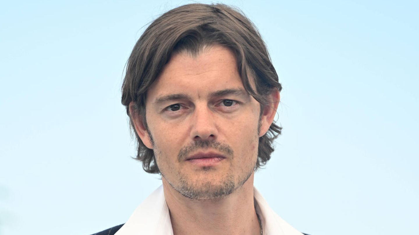 Sam Riley - Starporträt, News, Bilder | GALA.de