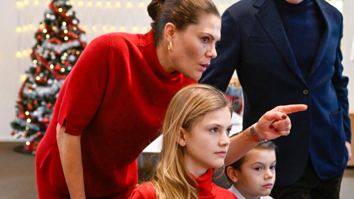 Prinzessin Estelle und Prinz Oscar: So süß grüßen sie zum Luciafest