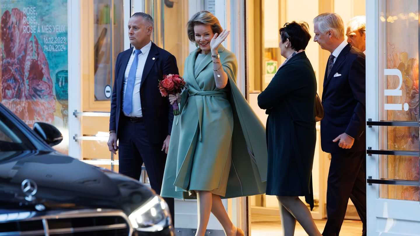 Royale Fashion-Looks: Seltener Anblick! Hier zeigt sich die Belgierin ...