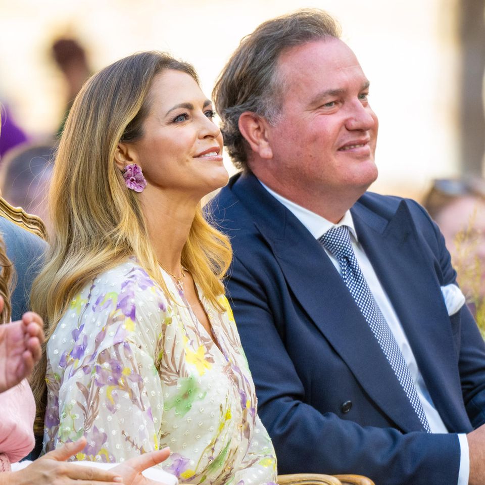 Prinzessin Estelle: Sie feiert strahlendes Debüt | GALA.de