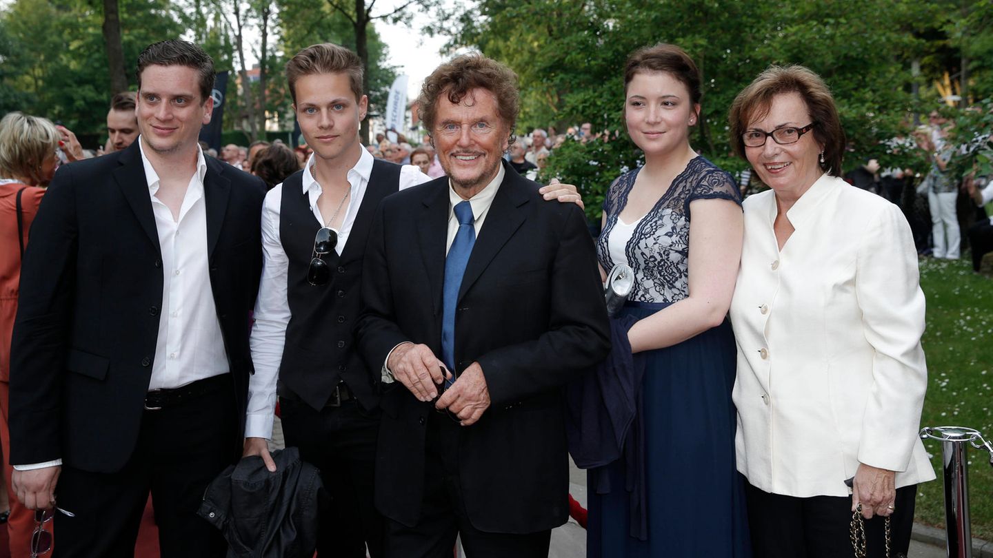 Dieter Wedel: Lücke im Testament sorgt für Fragezeichen | GALA.de