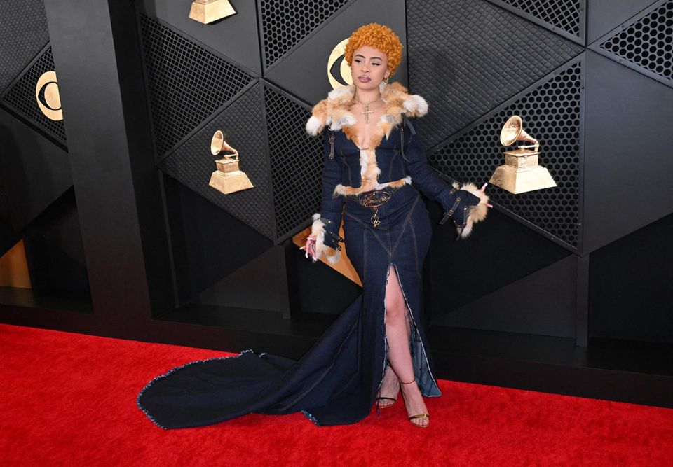 Grammys 2024: Die schönsten und schrägsten Looks aus L.A. | GALA.de