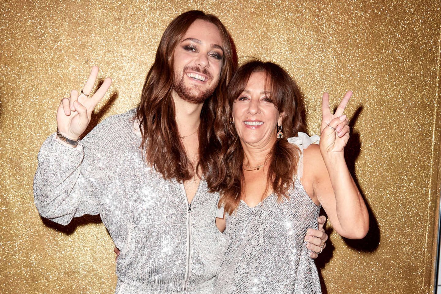 Riccardo Simonetti: Seine Mama modelt seine Hochzeits-Looks für ihn ...