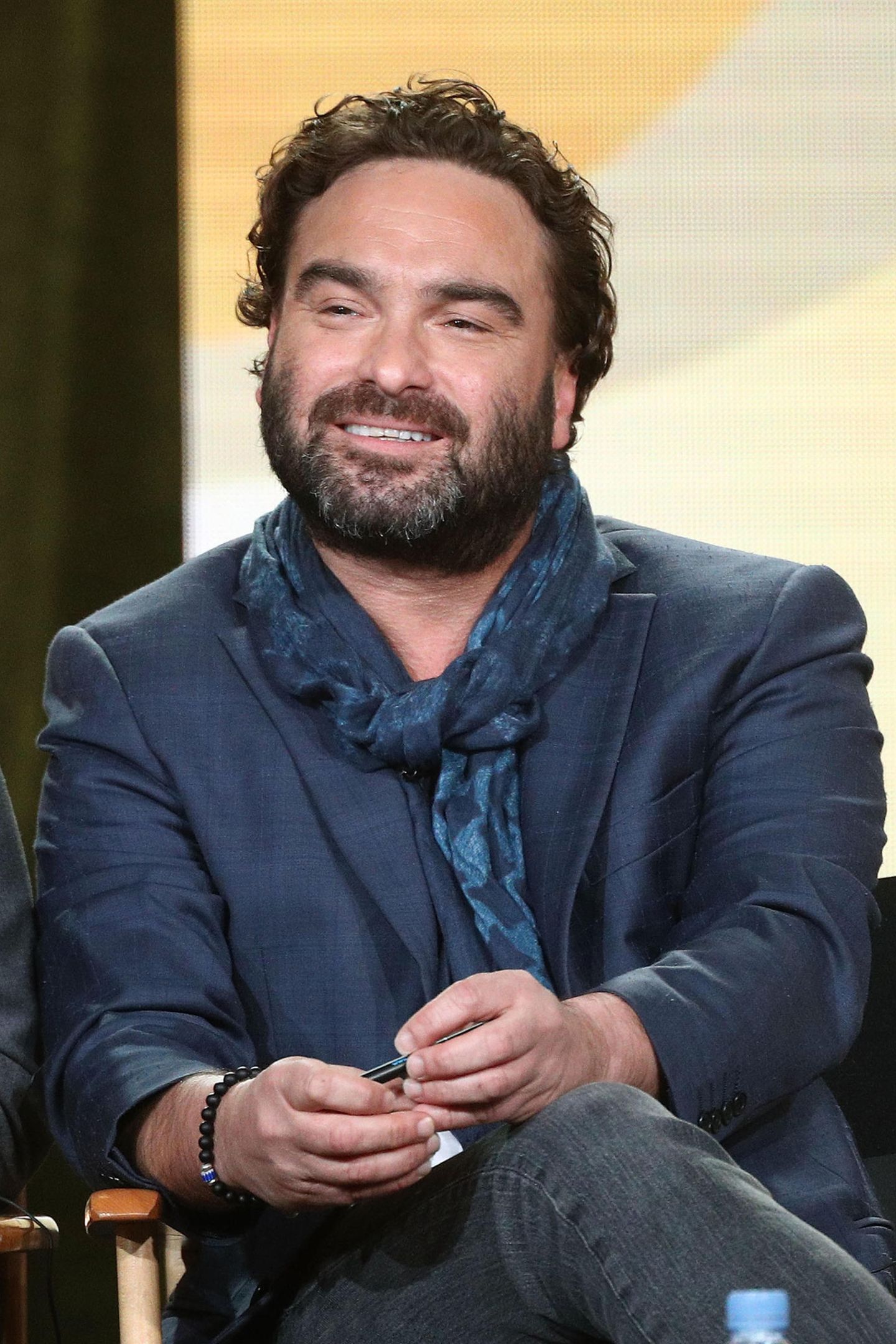 Barba Johnny Galecki
